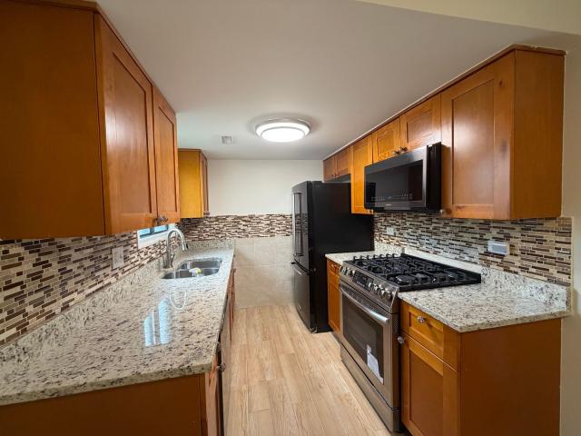 2192 Wildwood Lane, Hanover Park, US, IL