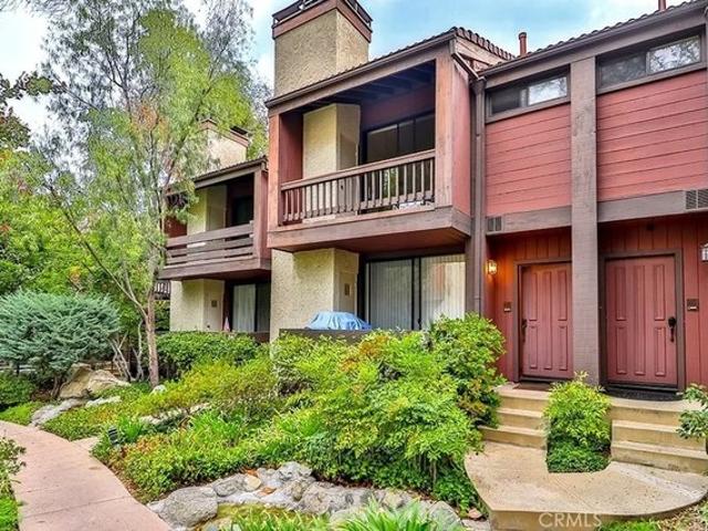 21931 Burbank Blvd Apt 23, Woodland Hills, CA 91367
