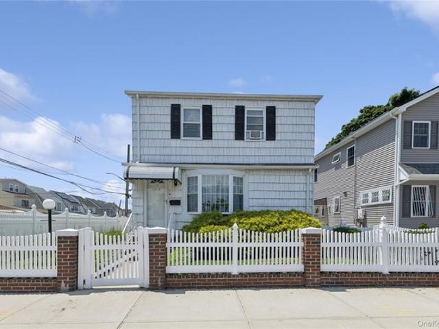 21932 th Rd, Springfield Gardens, NY 11413
