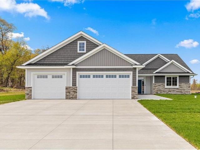 21936 Willys St NE, Cedar, MN 55011