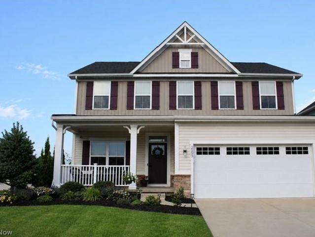 2193 Canterbury Dr, Willoughby, OH 44094