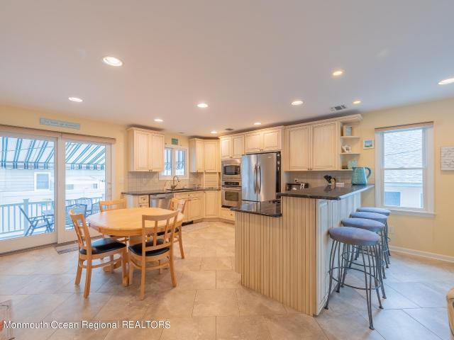 219 3rd Avenue