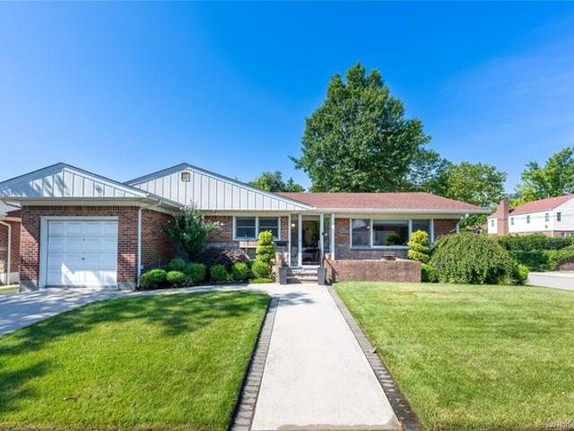 219 04 Stewart Rd, Hollis Hills, NY 11427