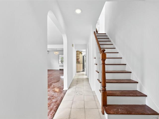 219 0 nd Avenue | Compass