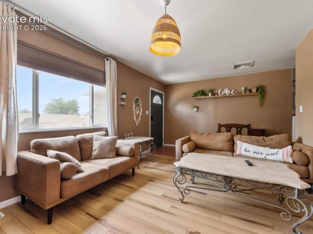219 221 W Harmony Drive