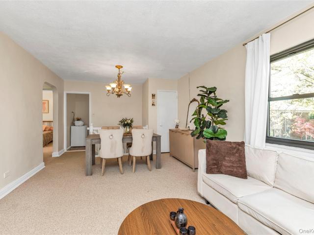 219 7 th Avenue, Unit 224B2