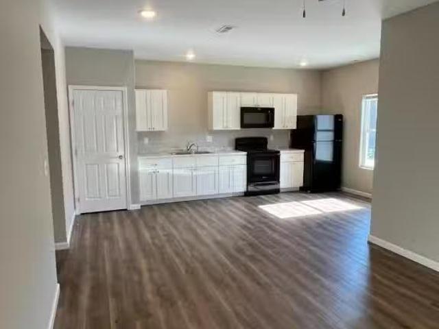 219 Cane Creek Ln 219 Cane Creek Ln #104