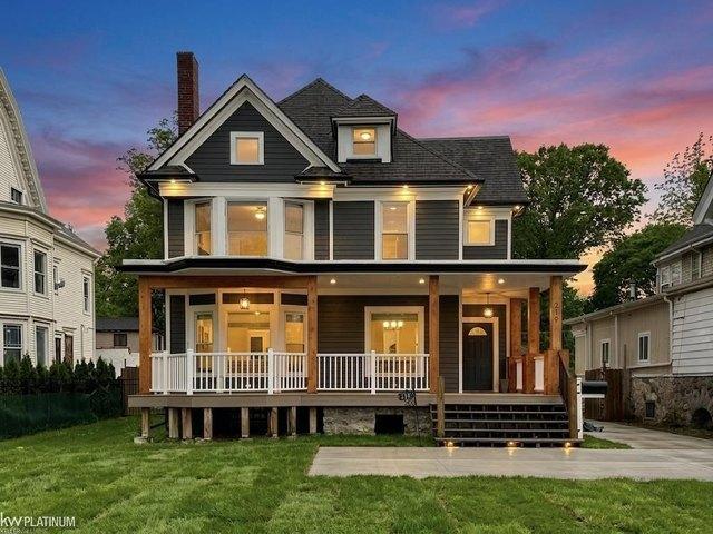 219 Cass Ave, Mount Clemens, MI 48043