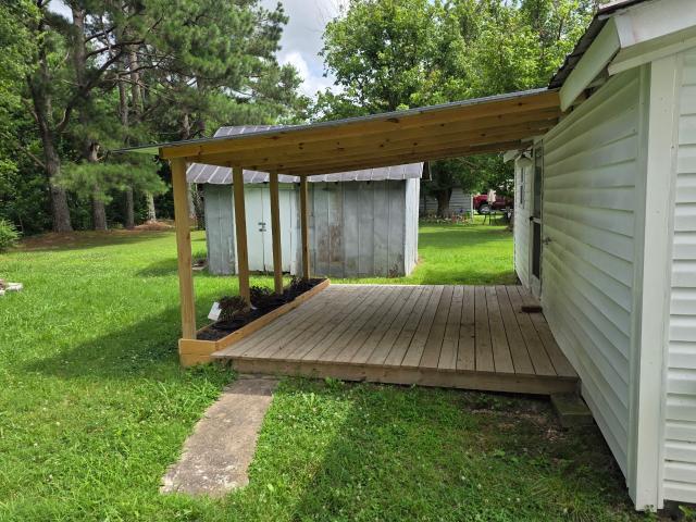 219 Cedar St