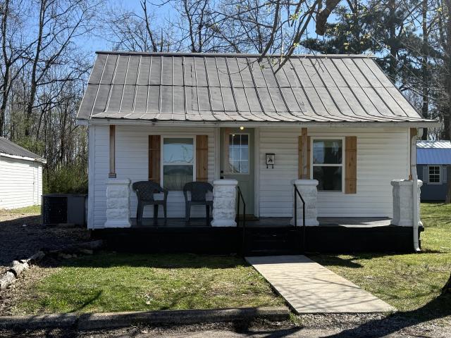 219 Cedar St, Hohenwald, TN 38462 | MLS #3154