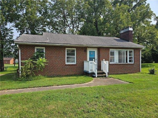 219 Cedarbrook Rd, Jonesville, NC 28642