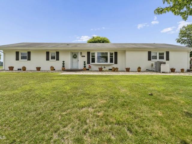 219 Cherry Ln, Bluff City, TN 37618