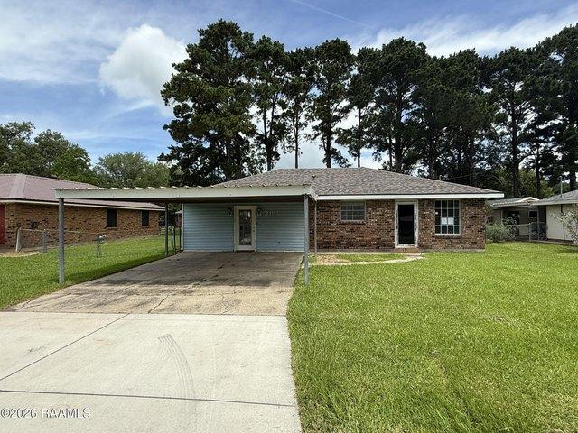 219 Blue Bonnet Dr, Crowley, LA 70526
