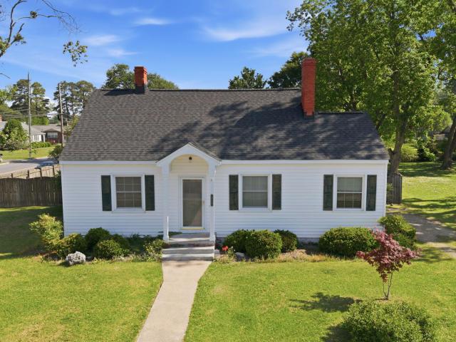 219 Blount Street