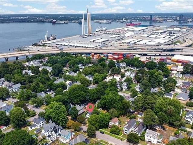 219 Broad St, Portsmouth, VA 23707