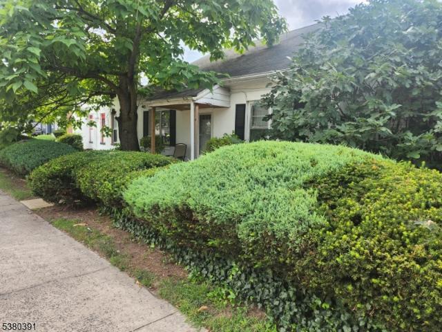 219 Garfield Ave