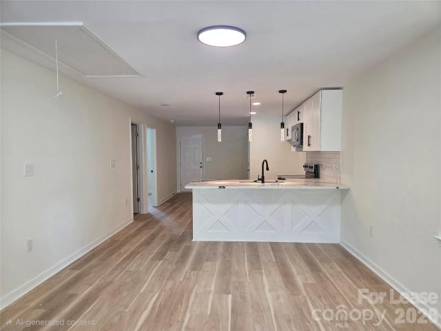 219 Green Drive SW