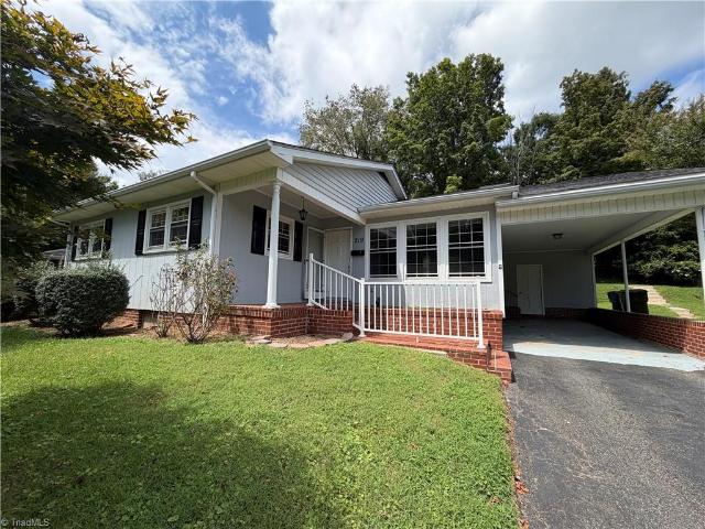 219 E Church Street