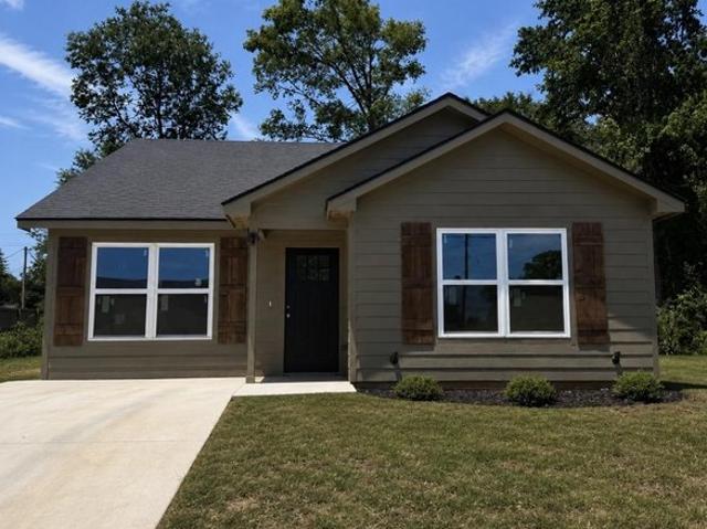 219 E Fleming St, Longview, TX 75604