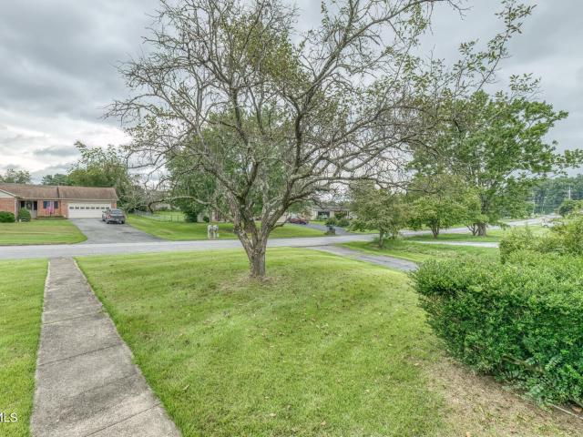 219 Kingston Road