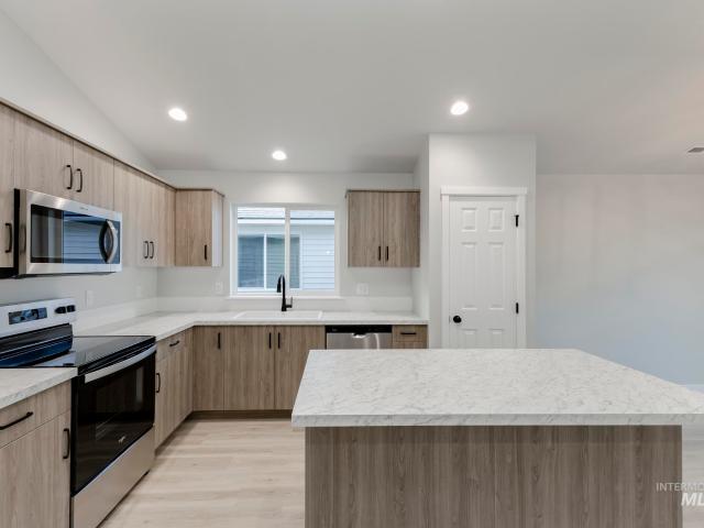 219 Hildago Way