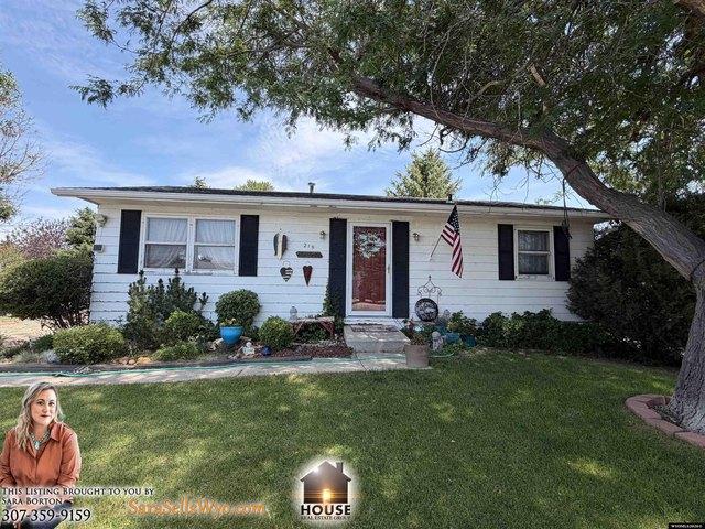 219 Jolley Ave, Douglas, WY 82633