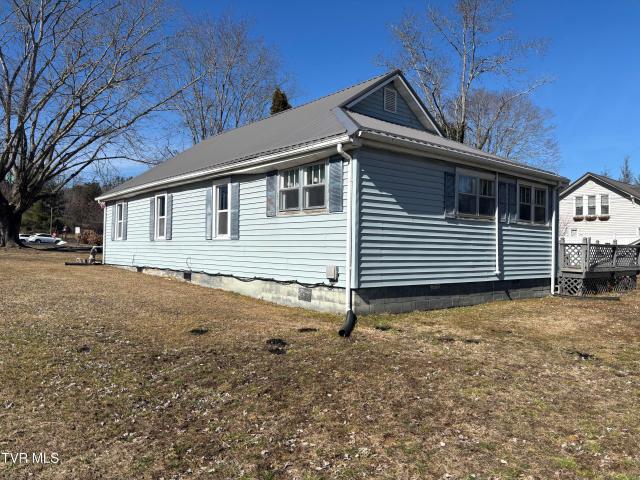 219 Oak Street