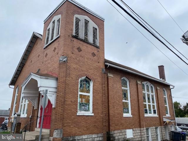 219 Locust Street