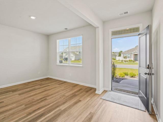 219 Londonshire Dr