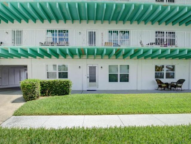 219 Lakeview Ave Unit 105, Lantana, FL