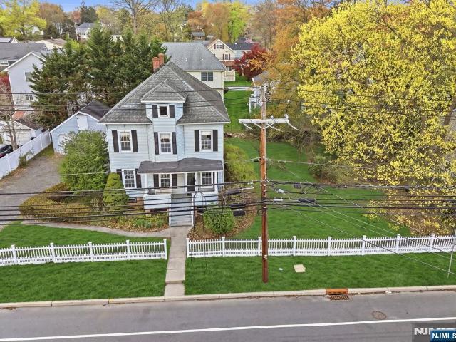 219 Livingston Street