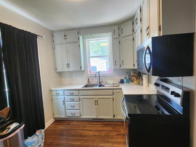 219 Main Street NE