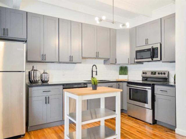 219 Marshall Street 211