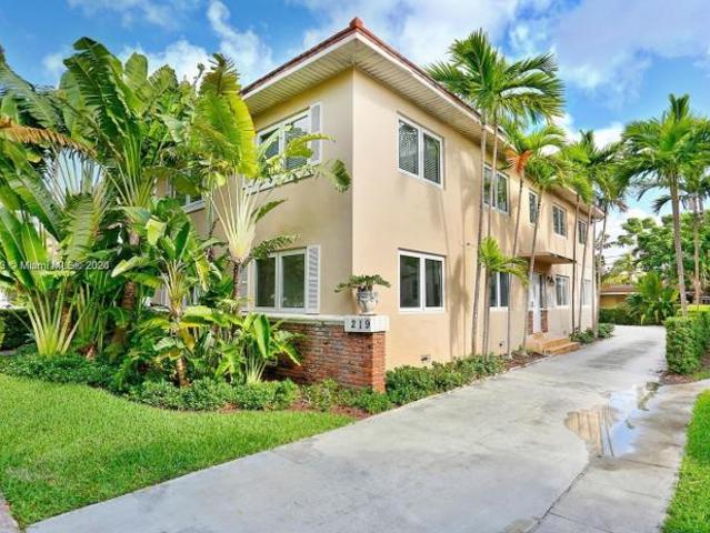 219 Menores Ave #1, Coral Gables, FL 33134