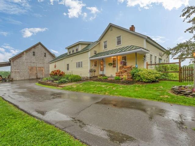 219 Middle Rd, Skowhegan, ME 04976