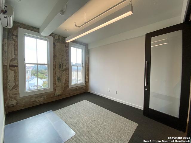 219 N Alamo St, Unit 300