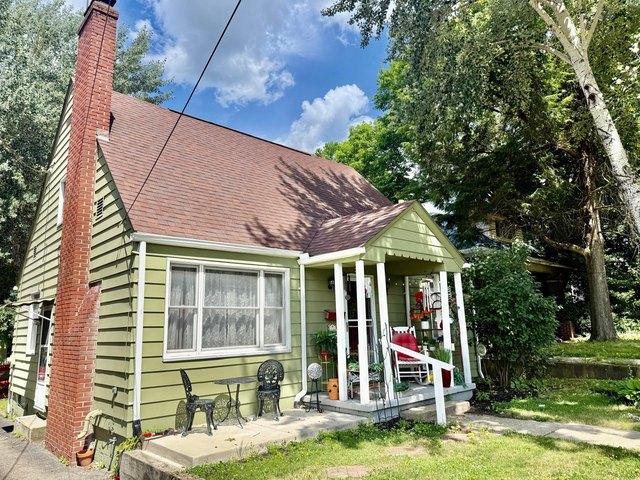 219 N Buena Vista St, Newark, OH 43055