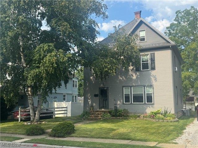 219 N Elm St, Orrville, OH 44667