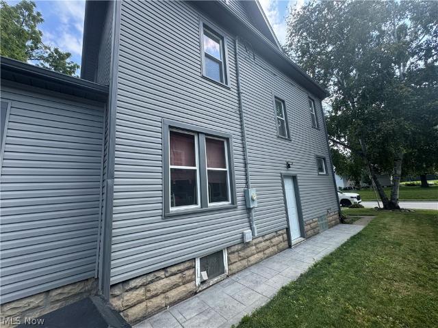 219 N Elm Street