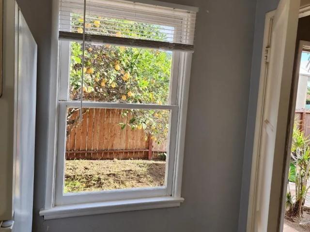 219 S. Ditmar