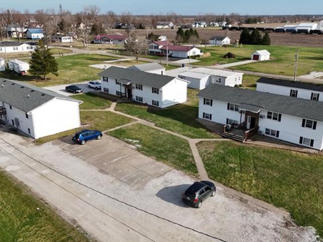 219 S F St, La Harpe, IL 61450