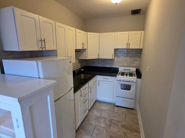 219 S Main Street # 32