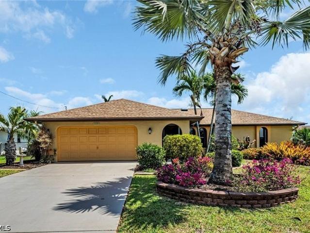 219 SE 19th Ct, Cape Coral, FL 33990