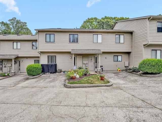 219 Shoreline Marina Cir Unit 121, Moneta, VA 24121