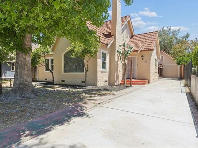 219 Sunset Blvd, Modesto, CA 95351