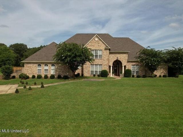 219 Sunset Cir, Madison, MS 39110