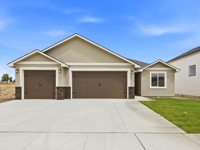 219 Packer St, Prosser, WA 99350