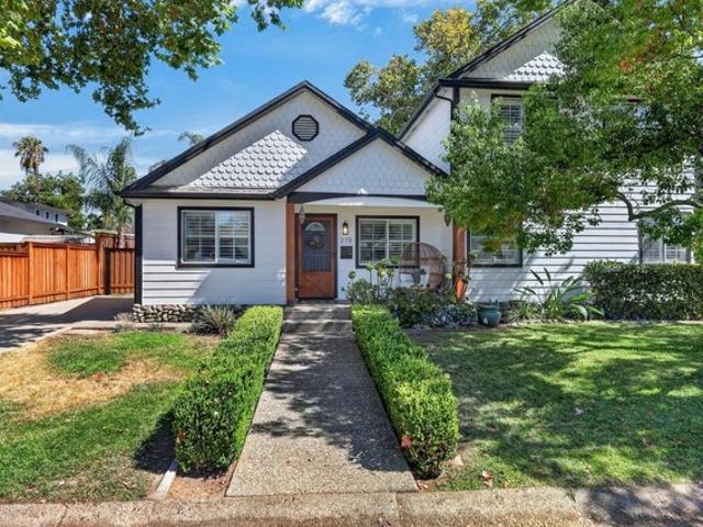 219 Persifer St, Folsom, CA 95630