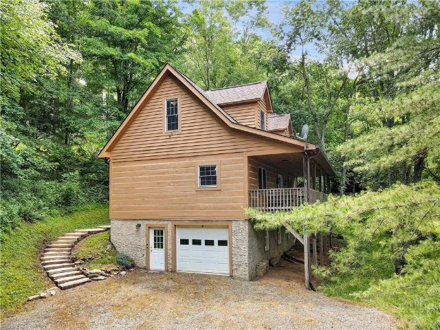 219 Red Maple Lane