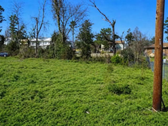 219 Red Bud Ln, Onalaska, TX 77360 | MLS #55671 | Compass